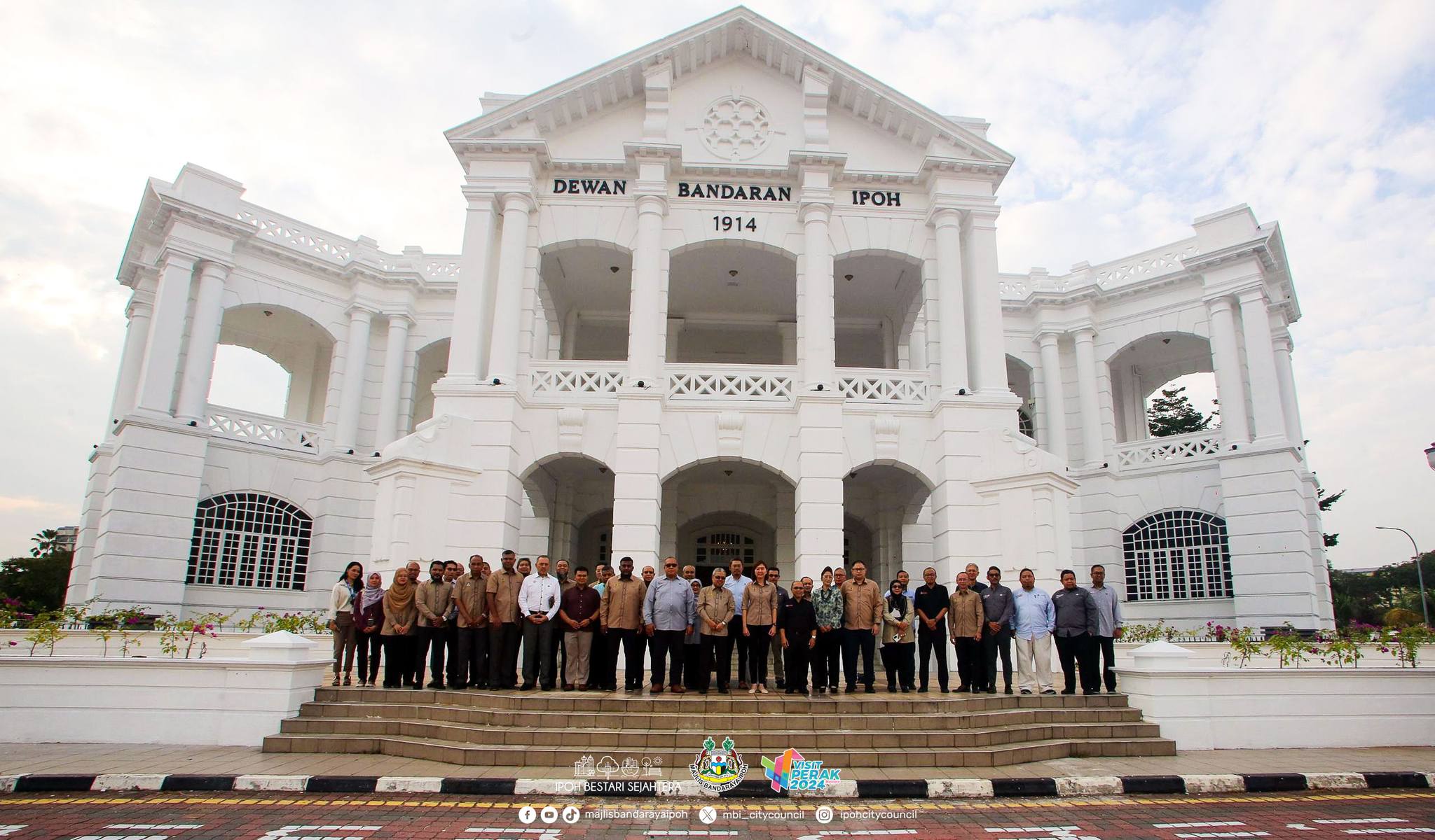 Majlis Penyerahan Kunci Bangunan Dewan Bandaran & Pejabat Pos Lama - My ...